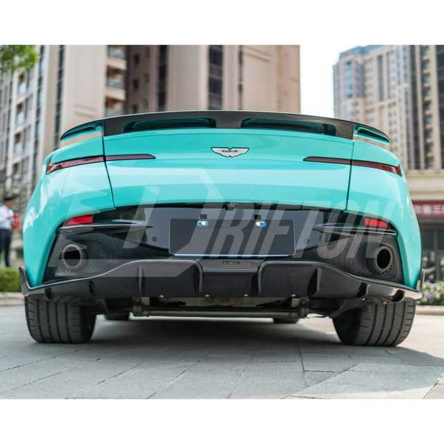 CMST Style Dry Carbon Fiber Rear Diffuser For Aston Martin DB11 2017-2022