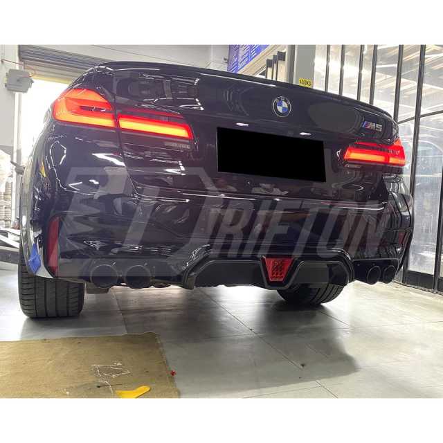 CS Style Dry Carbon Fiber Rear Diffuser With LED Brake Light For BMW 5 ...