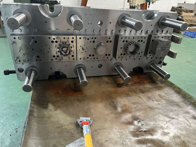 Washing machines motor stator rotor lamination progressive die