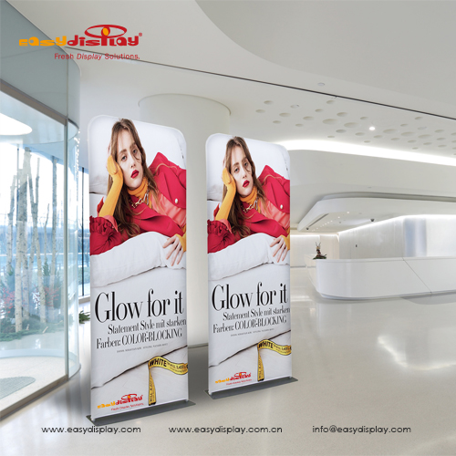 Easy Tube Banner Stand 4