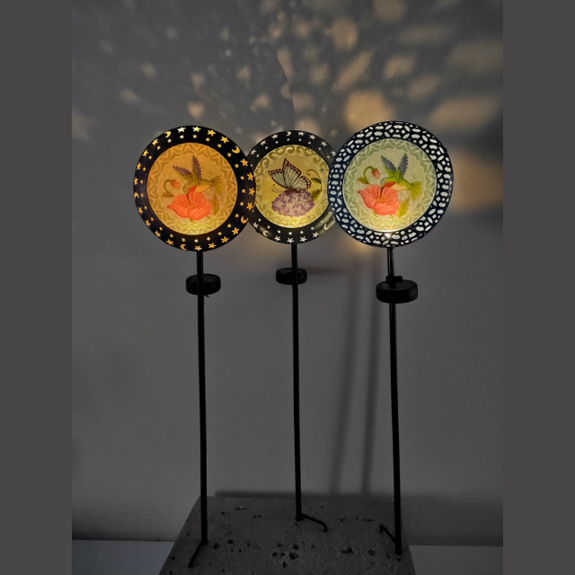 Decorative Metal Solar Stake Light,