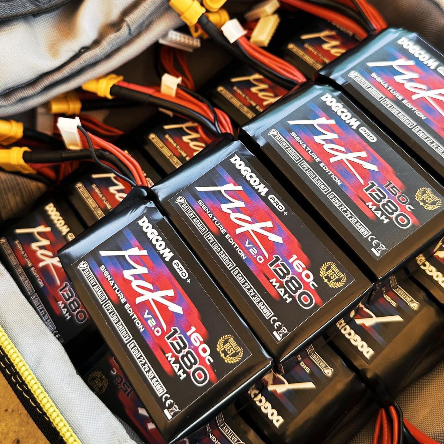 MCK V1 DOGCOM 150C 1380mAh 6S 22.2V FPV Quad Lipo battery with XT60 plug