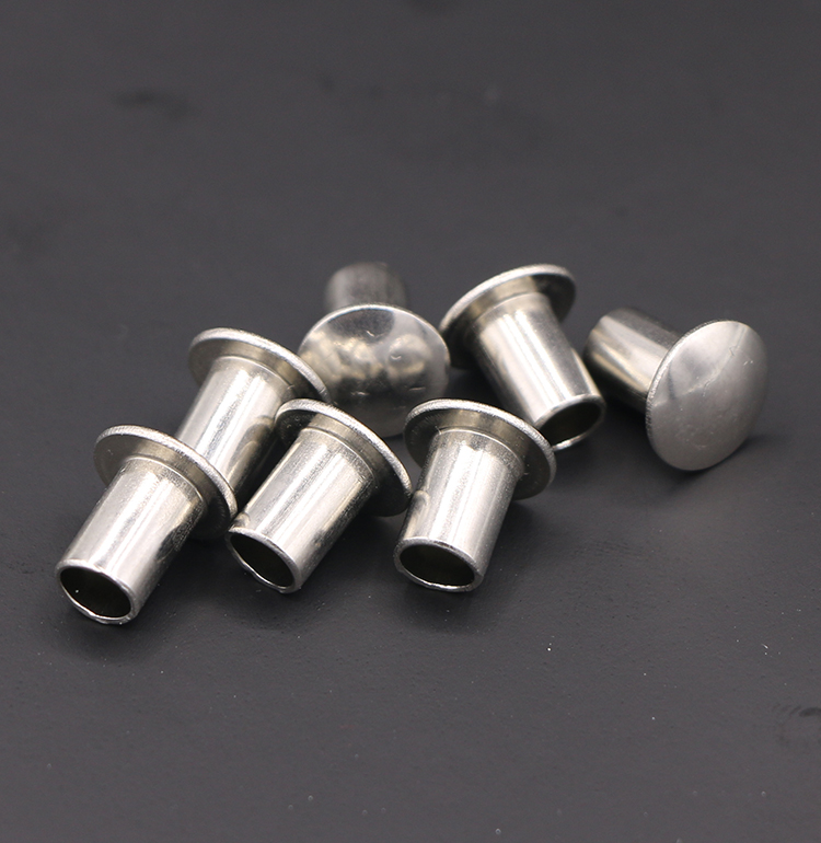 Stainless Steel Round Head Rivets