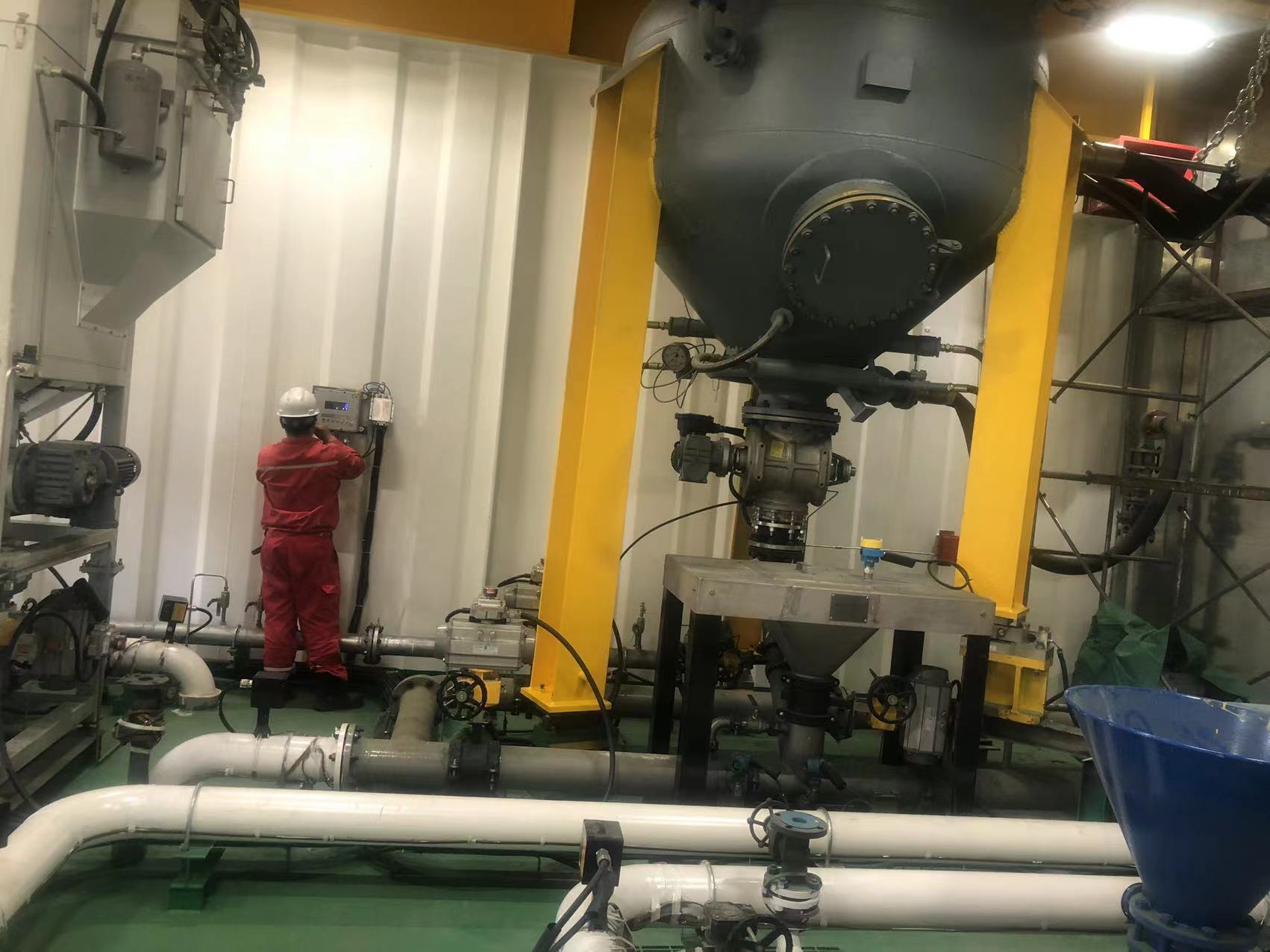 mud mixing hopper auto control