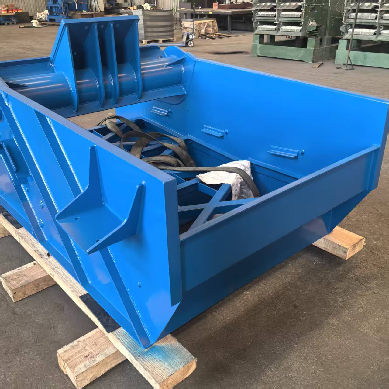 NOV king cobra hybird shaker basket