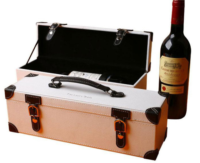 Luxurious Suede-lined Cardboard Champagne Bottle Packaging Box