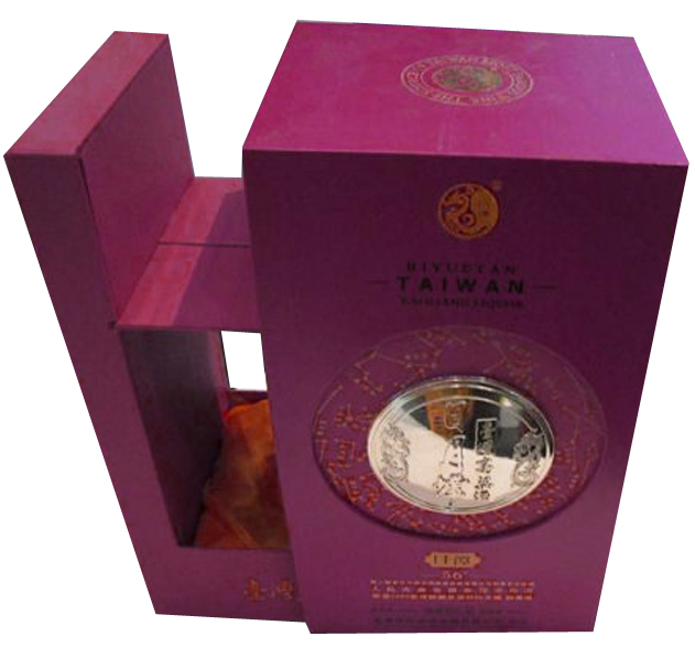 Deluxe Silk-lined Cardboard Whiskey Bottle Presentation Box