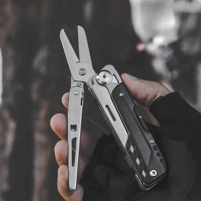 FALCON Outdoor Multipurpose Detachable Pocket Folding Knife and Scissors