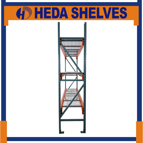 Selective Pallet Racking with Wire Decking - HEDA SHELVES