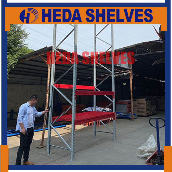 Customized Red Selective Pallet Racking System - HEDA SHELVES