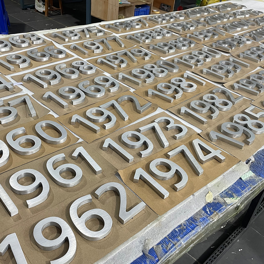 Solid Flat Cut Aluminum Letter Solid Brass Number And Letter Brushed ...