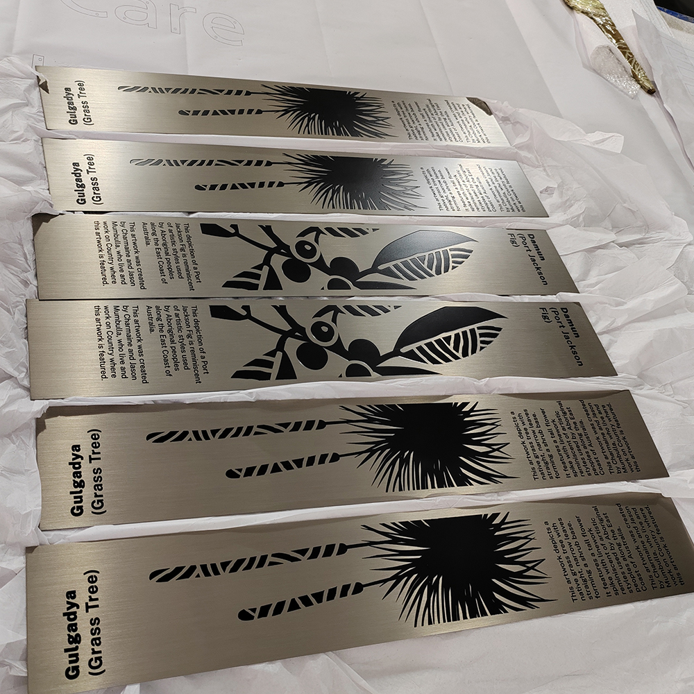 Metal Logo Plate Manufacturers Stainless Steel Logo Embossing Name ...