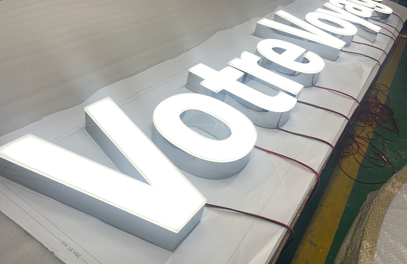 A Shopper's Guide: Choosing the Best Signage for Your Shopping Center