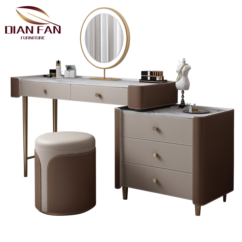 The Allure of Vintage Makeup Tables: Where History Meets Beauty