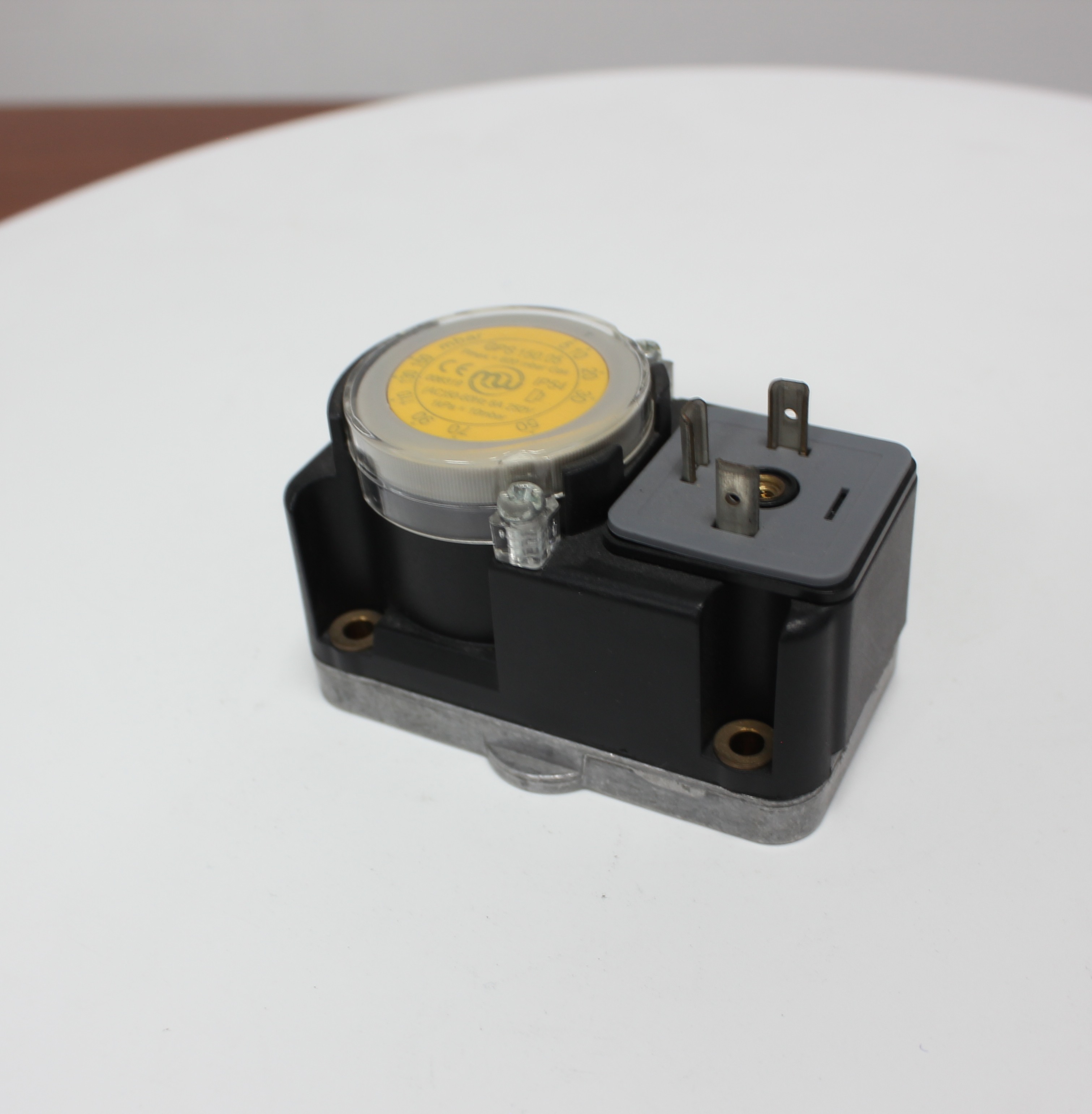 Pressure Switch D