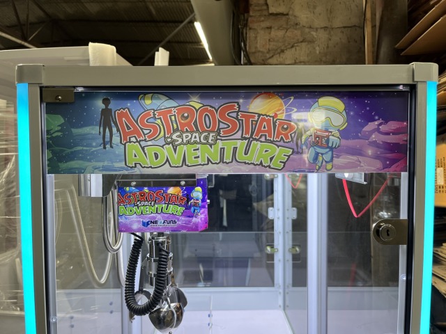 Arcade Small Claw Crane Machine "Astro Star" | Claw Machine Factory Neofuns