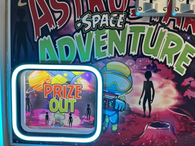 Arcade Small Claw Crane Machine "Astro Star" | Claw Machine Factory Neofuns