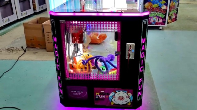 Arcade Toy Plush Cube Claw Crane Machine Magic Fun | Claw Machine ...