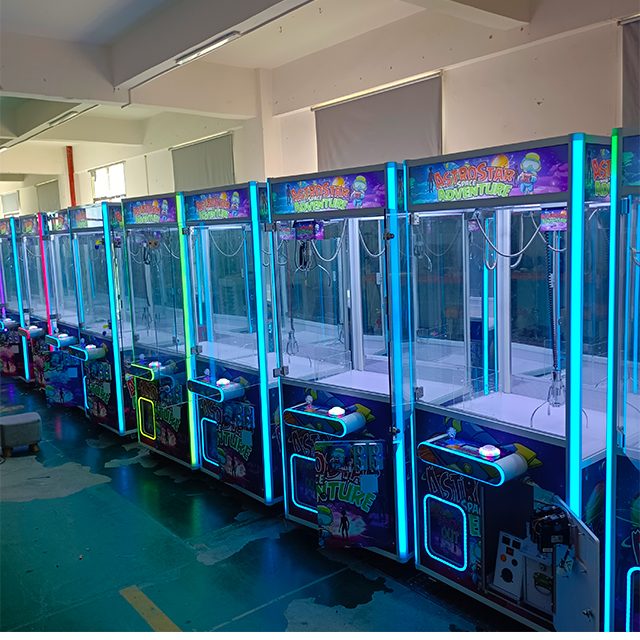 Arcade Wooden Claw Crane Machine "Astro Star" | Claw Machine Factory ...