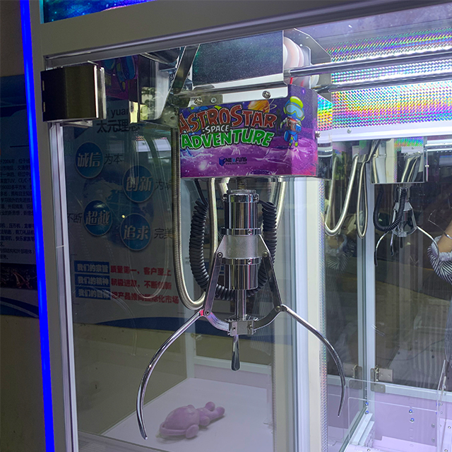 Arcade Wooden Claw Crane Machine "Astro Star" | Claw Machine Factory ...