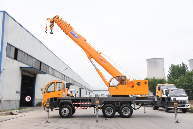 STSQ20D 20 Ton truck crane
