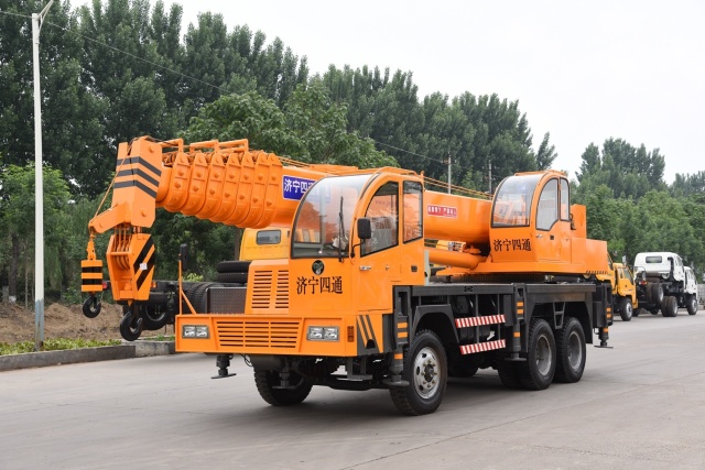 STSQ20D 20 Ton truck crane