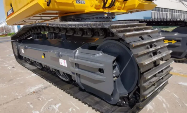 Shantui SE370LC excavator