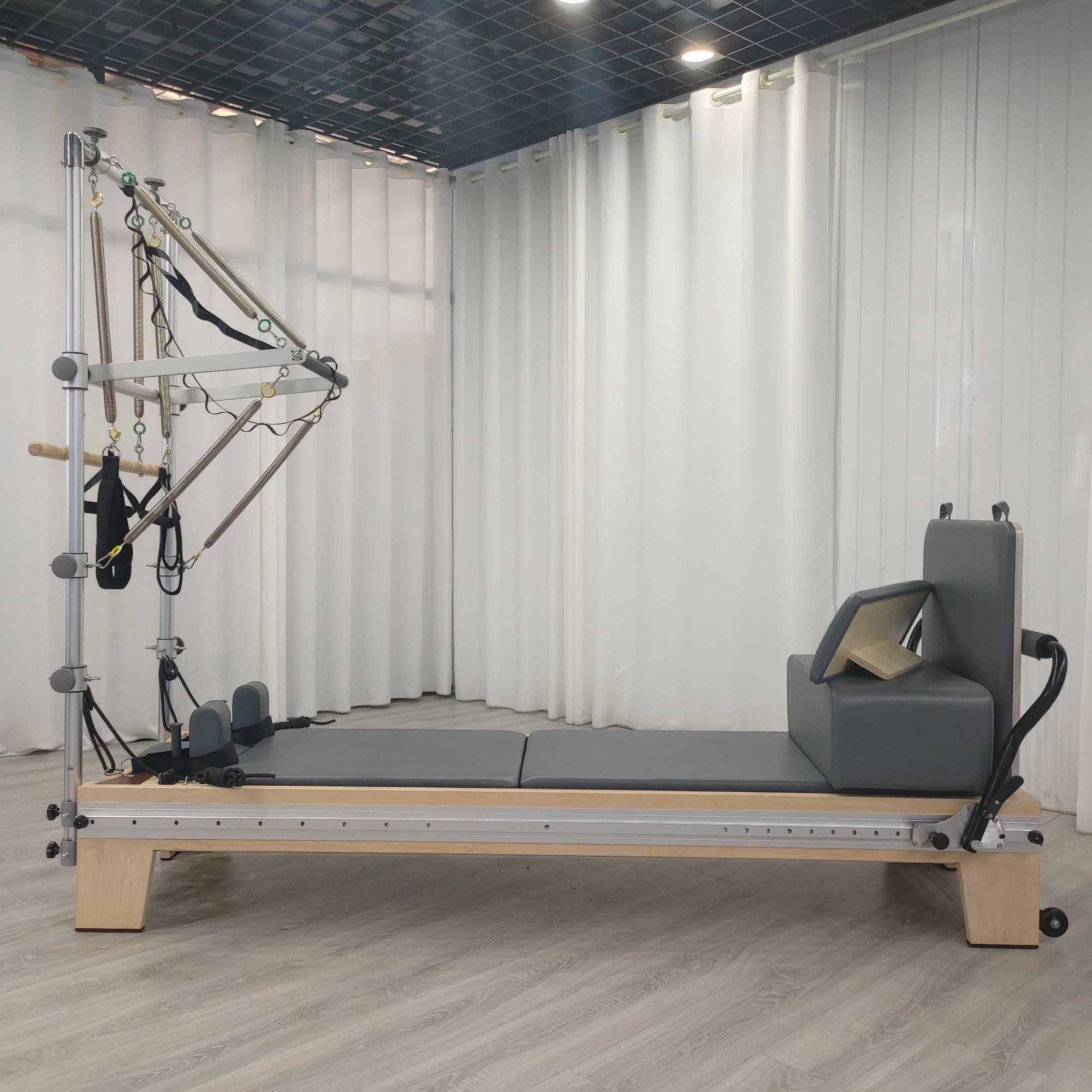 Luxury Full track Maple Pilates Reformer with tower