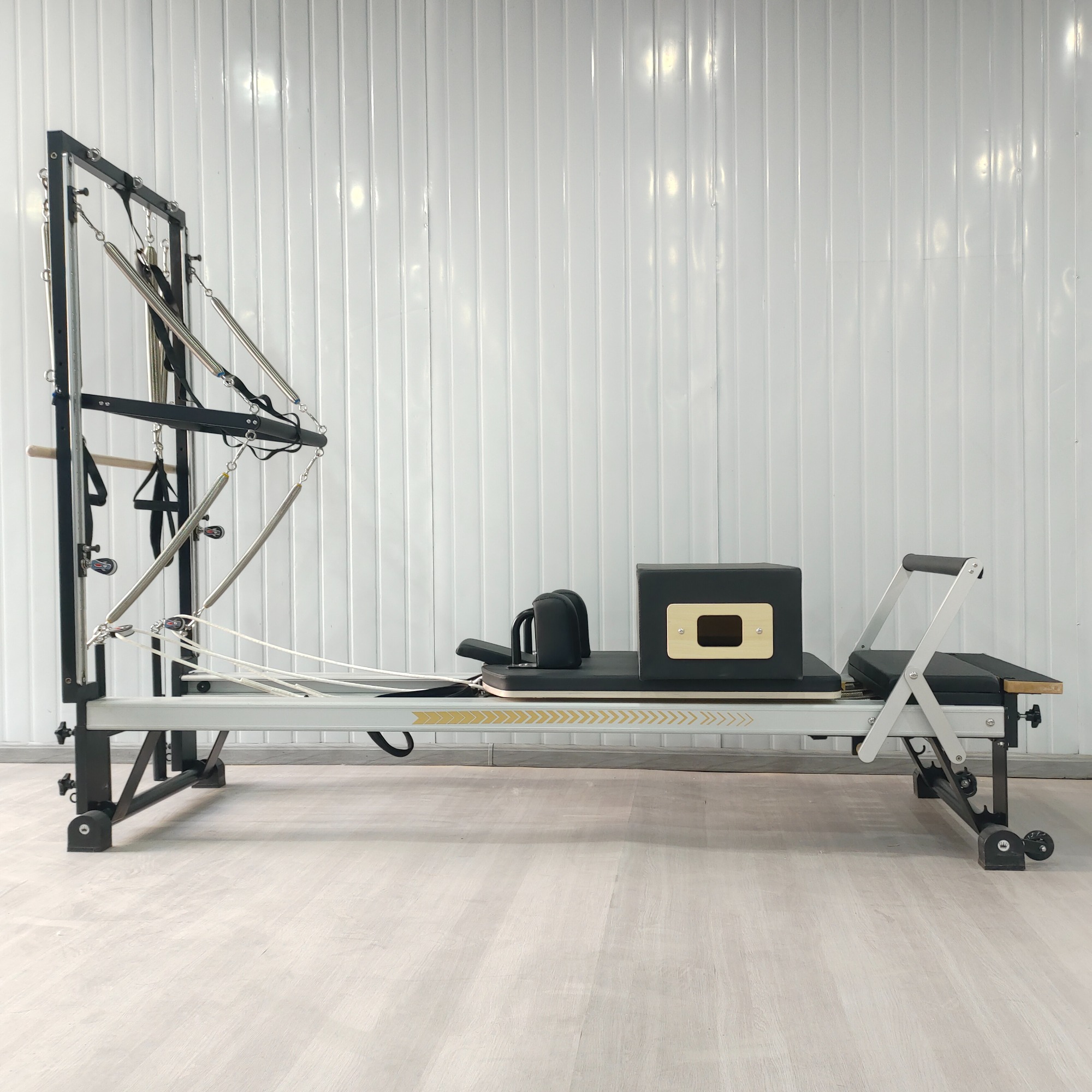 Eilte Aluminum Pilates Reformer With Tower