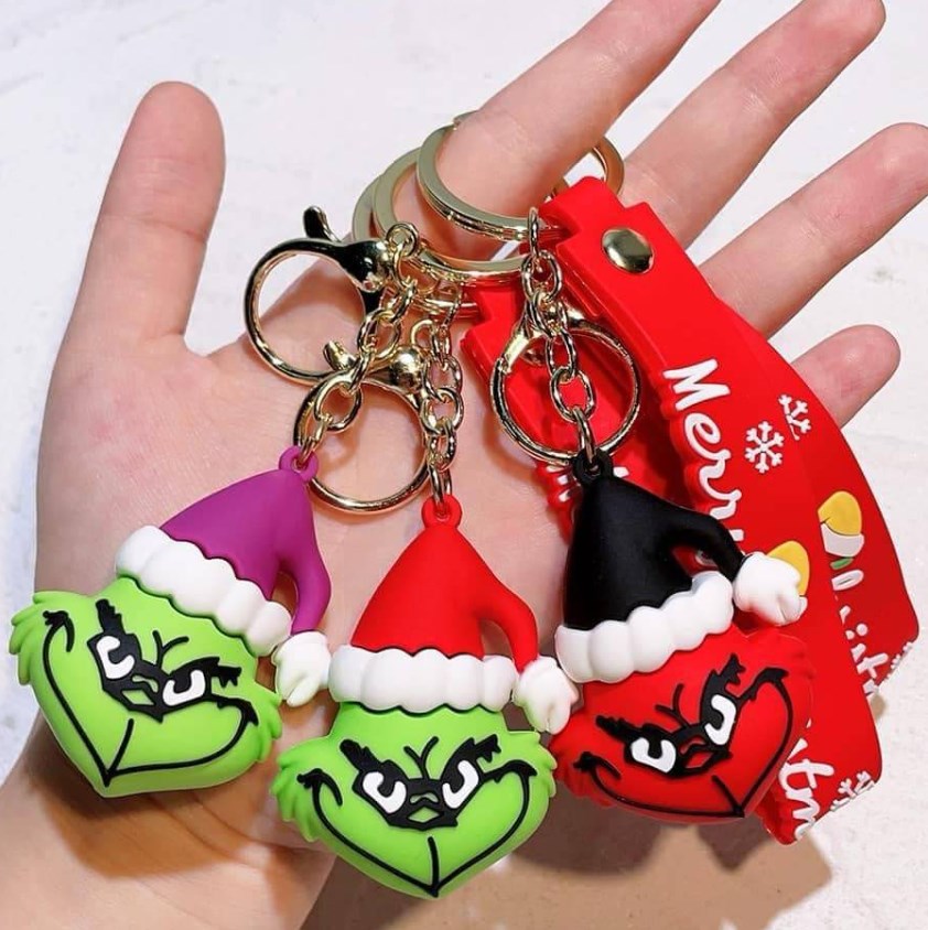 Yvette 2024 Grinch keychains