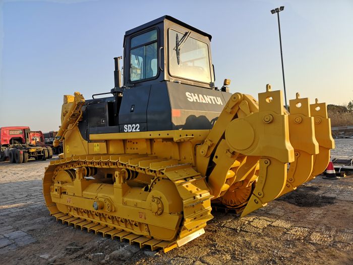 SHANTUI SD22 BULLDOZER