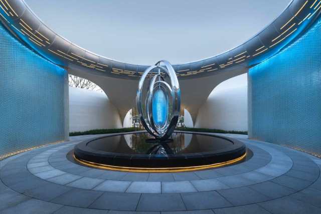 Modern Outdoor Stainless Steel Ellipse Landscape Sculpture