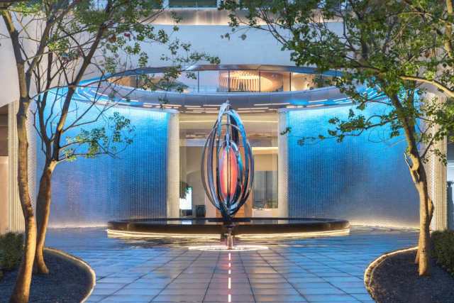 Modern Outdoor Stainless Steel Ellipse Landscape Sculpture