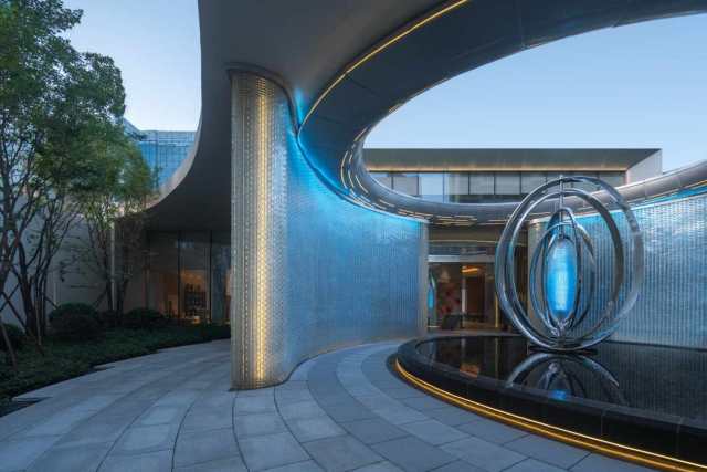 Modern Outdoor Stainless Steel Ellipse Landscape Sculpture