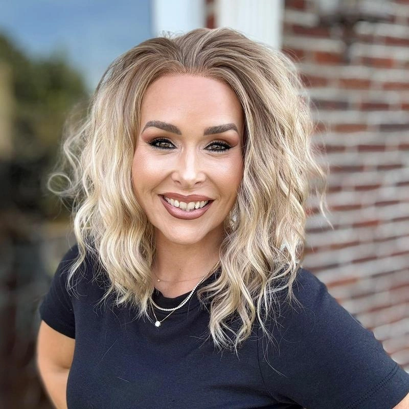 AISOM Chloe Warm Blonde Short Water Wave（Standard）