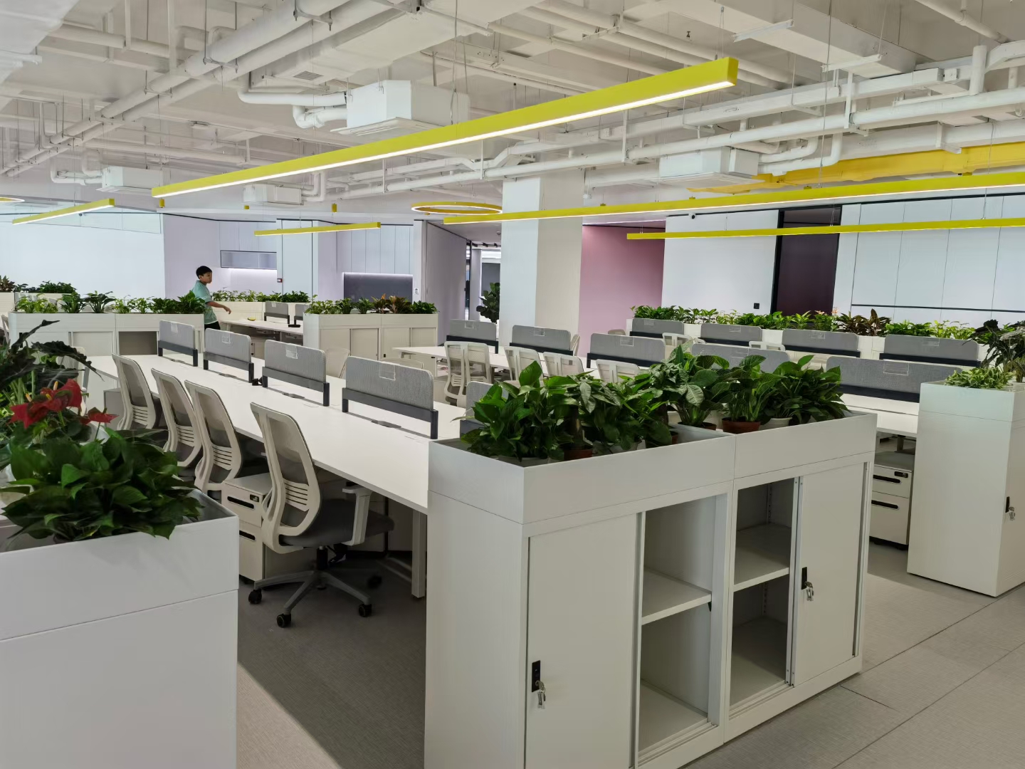 Enhance Office Efficiency with High-Performance LED Linear Lighting ...