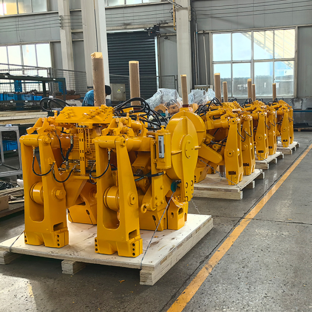 09-3X Dynamic Tamping Unit