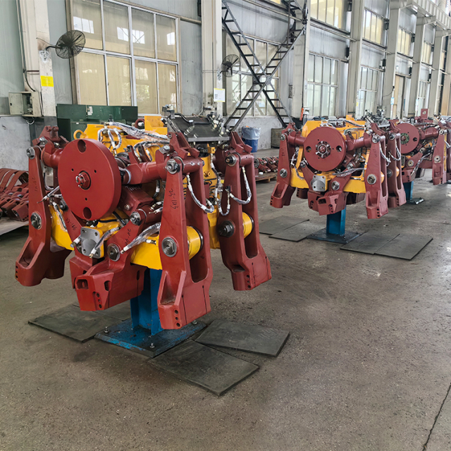 08-32 Improved Tamping Unit