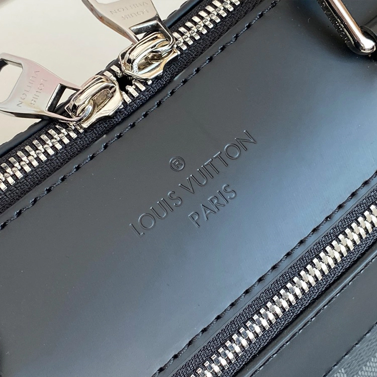 LV Porte-Documents Jour NM briefcase