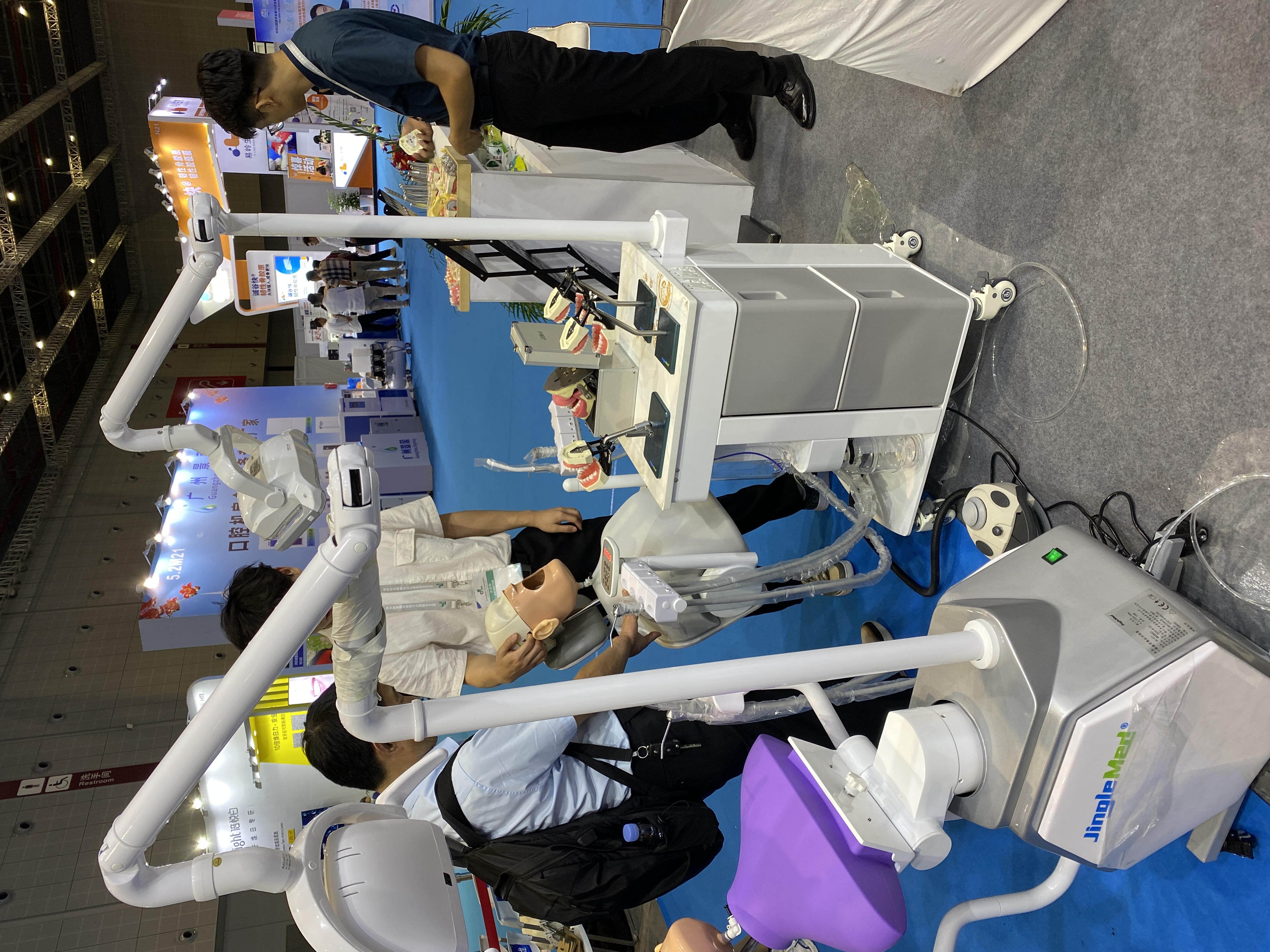 Jingle Med Concludes Successful Showcase at 2024 China Dental Show