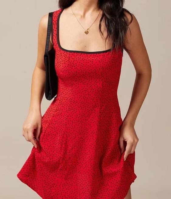 Women Sleeveless Square Neckline Red Spotty Dress