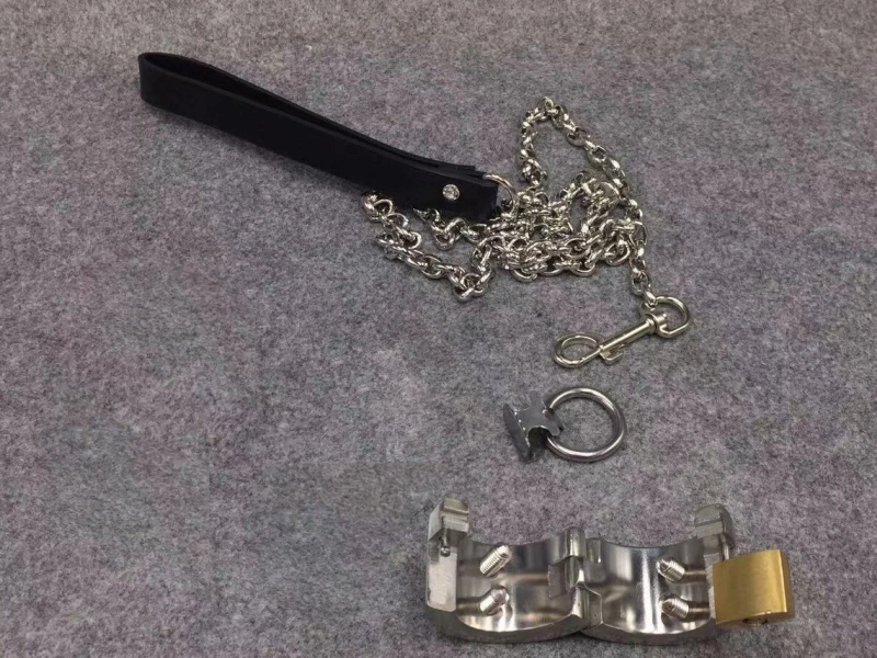 Customizable Piercing Stretcher Metal Ball Ring with Leash Chain