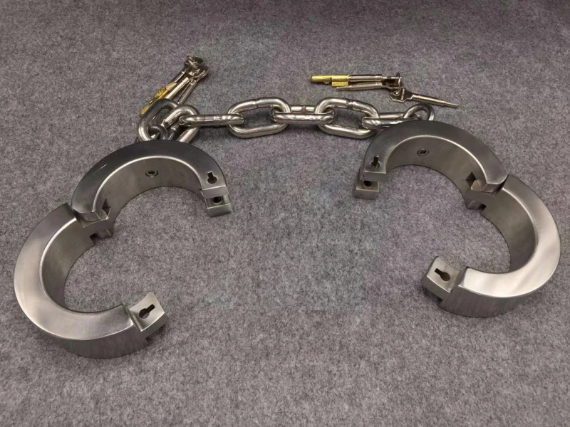 Heavy Duty Stainless Steel Ankle Cuffs Metal Bondage Gear Restraint Device