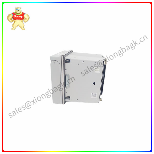 REF615E-D Original relay protection device