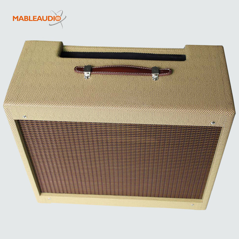 MAGT0004 Tweed Deluxe 5E3 amplifier with cabinet