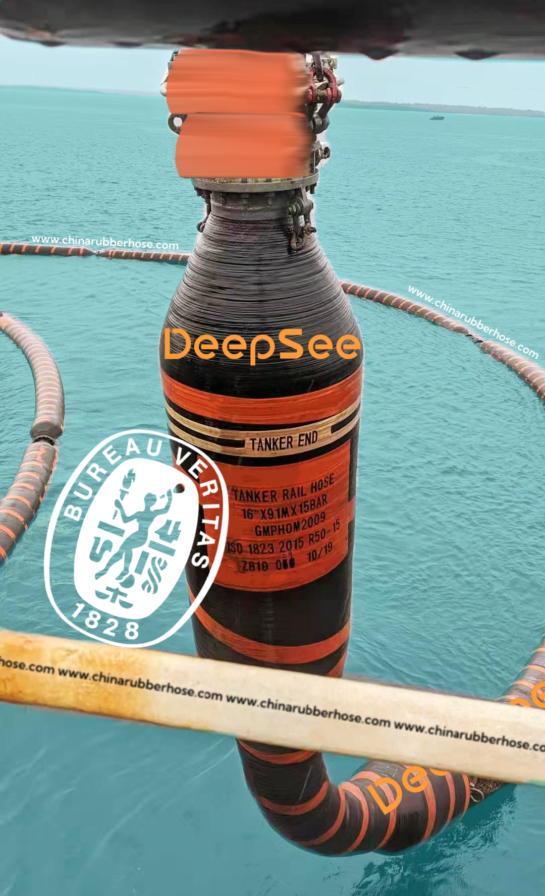 Tanker Rail Hose | Floating Hoses Offshore - DeepSee®