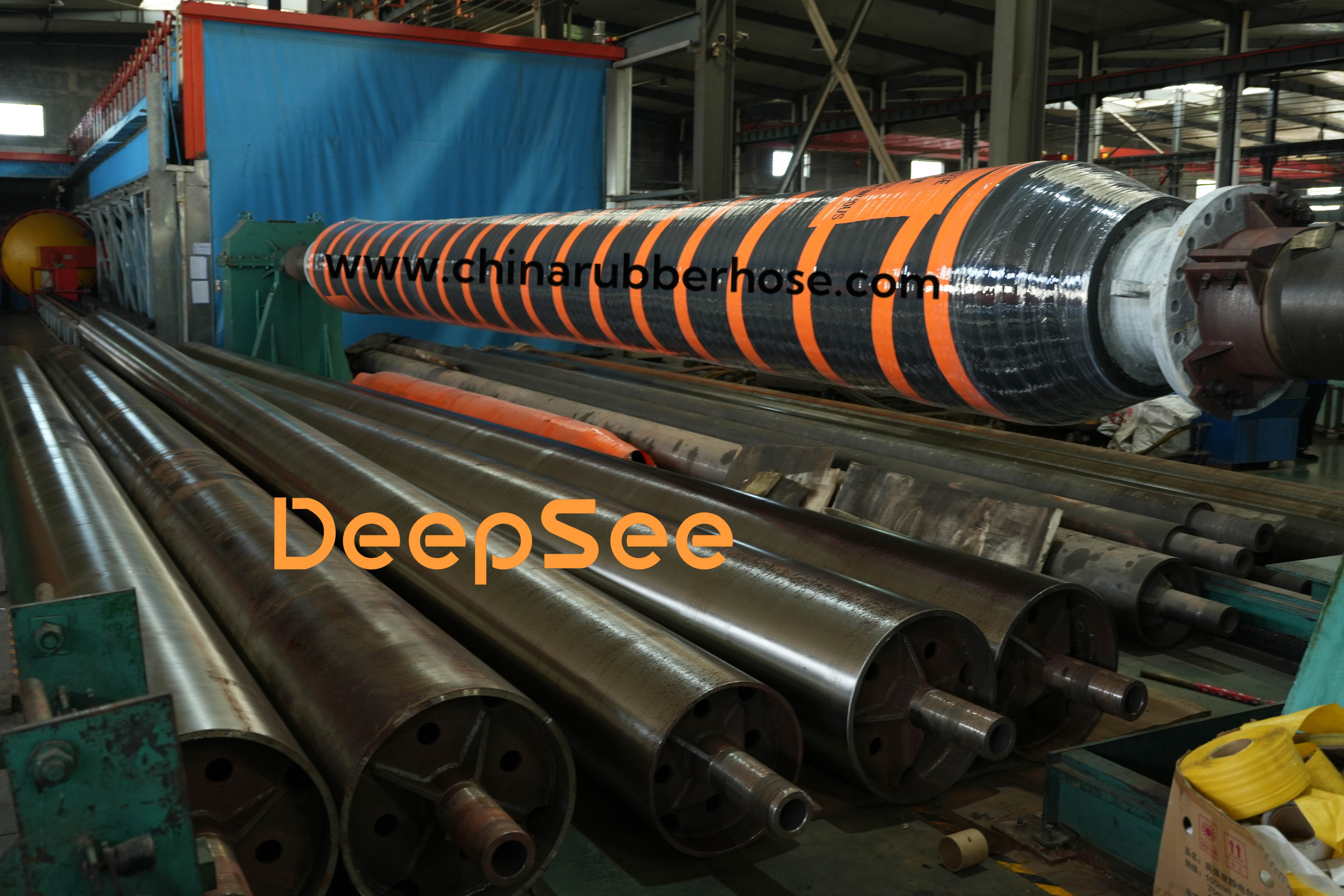 Double Carcass Floating Hoses - DeepSee® Marine Hose