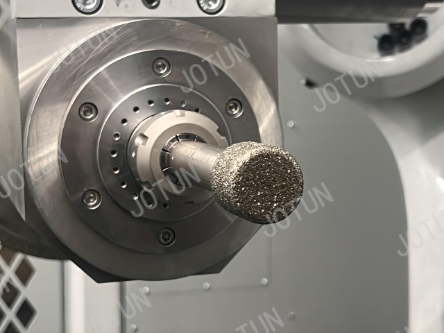 Cast Iron CNC Grinding Machine|Robtic Deburring Machine