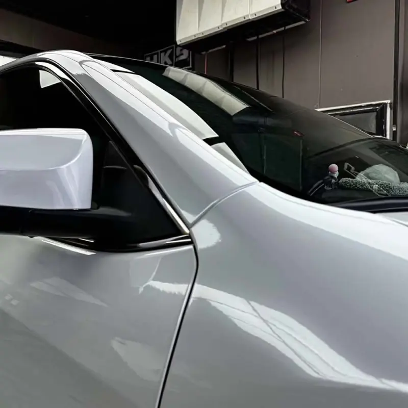 TOPCAR White Pearlescent Vinyl Wrap Film