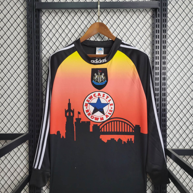 Retro 96/97 Newcastle United Long sleeve